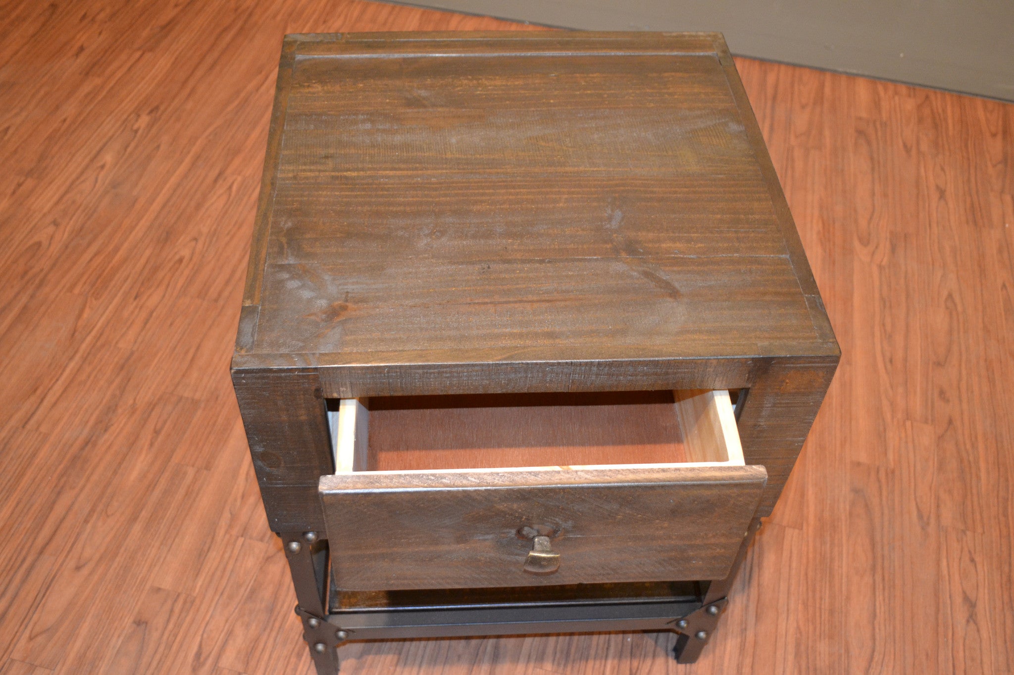 Greenview Forged Iron End Table — Crafters and Weavers