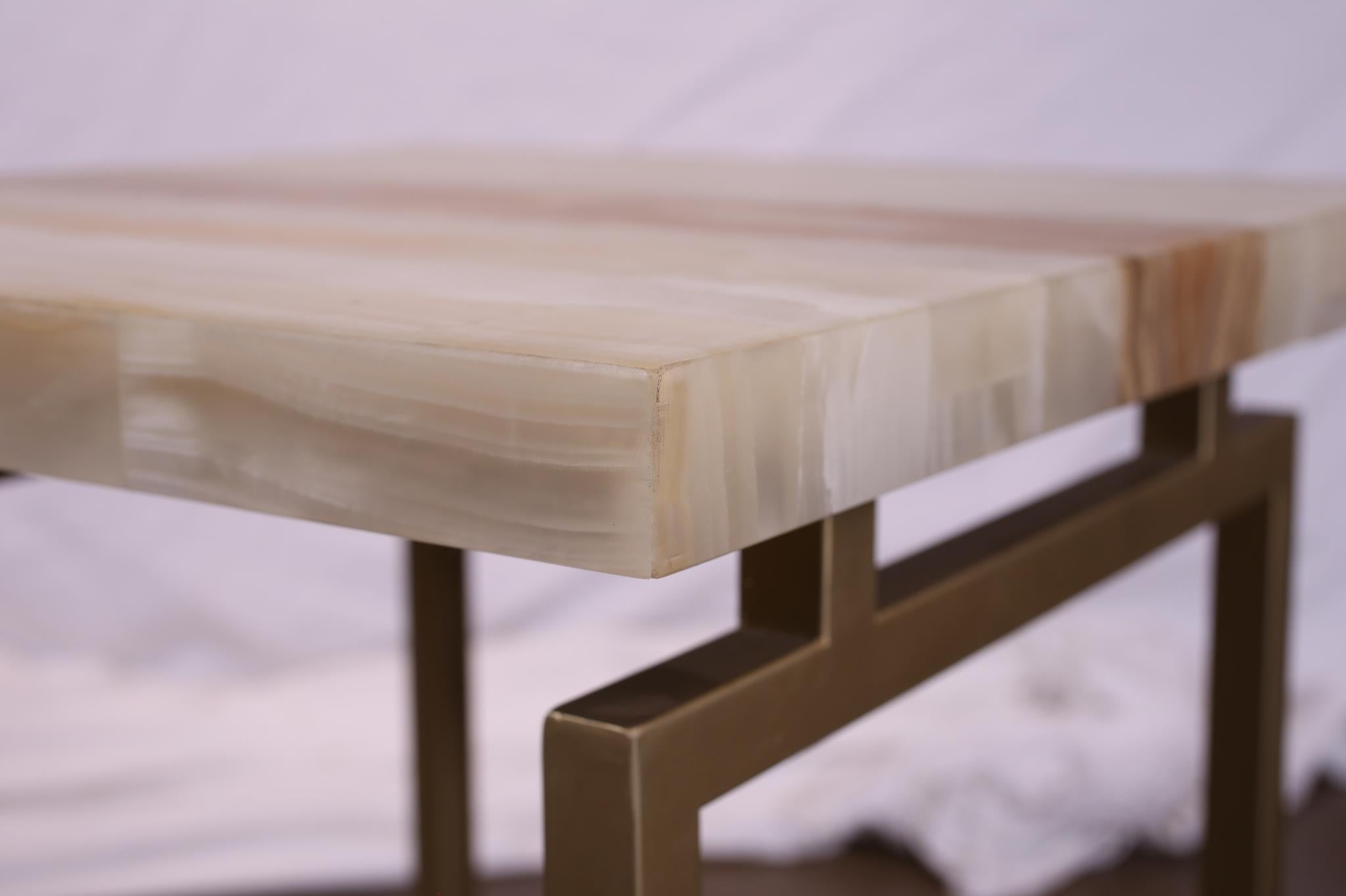 Onyx Mod Side Table — Crafters and Weavers